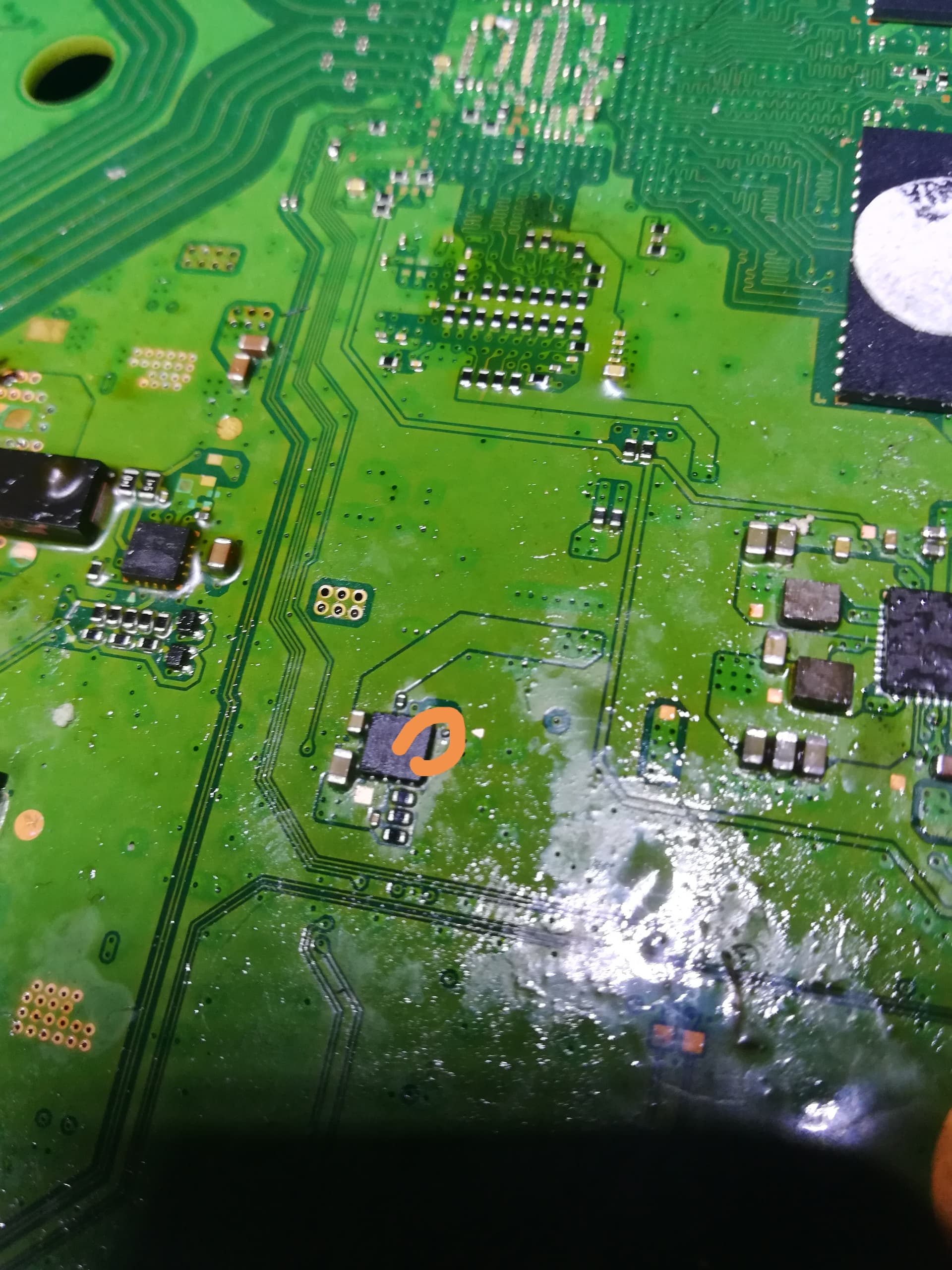 Ps5 ..Did anyone know the value of this tiny cap ? | GBAtemp.net - The ...